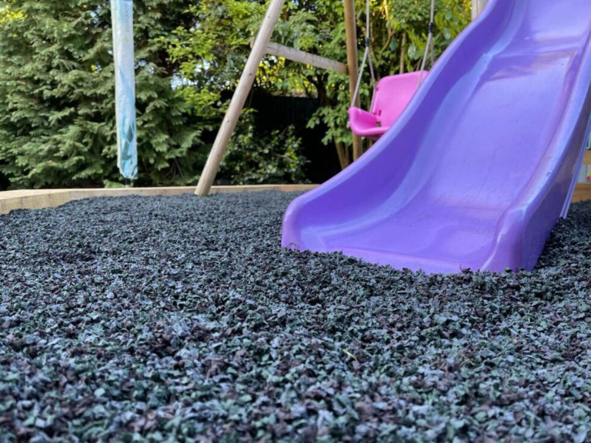 Playground Rubber Bark Chippings | Play Area Rubber Bark